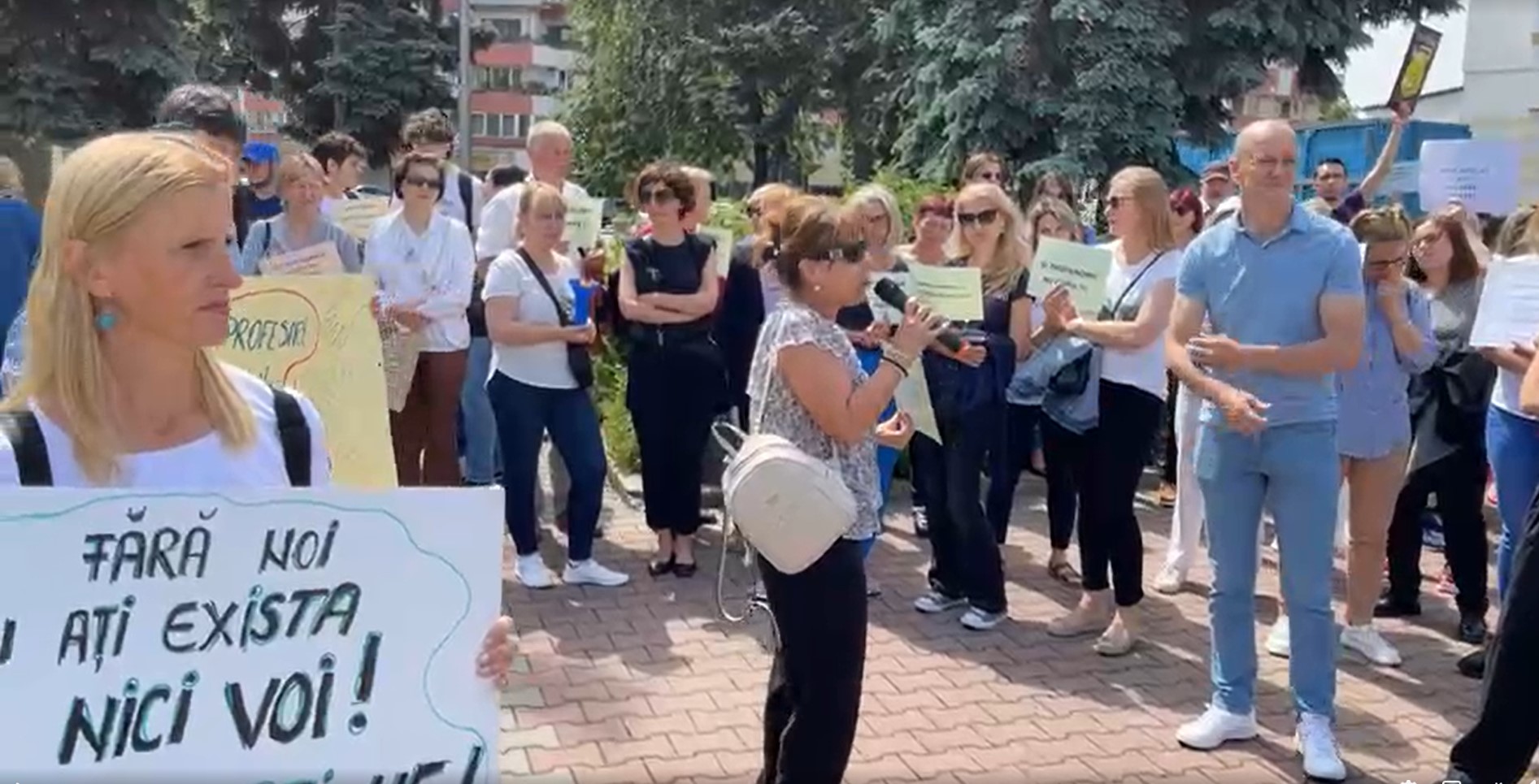 Cadrele didactice din Bistrița-Năsăud- din nou în stradă după ...