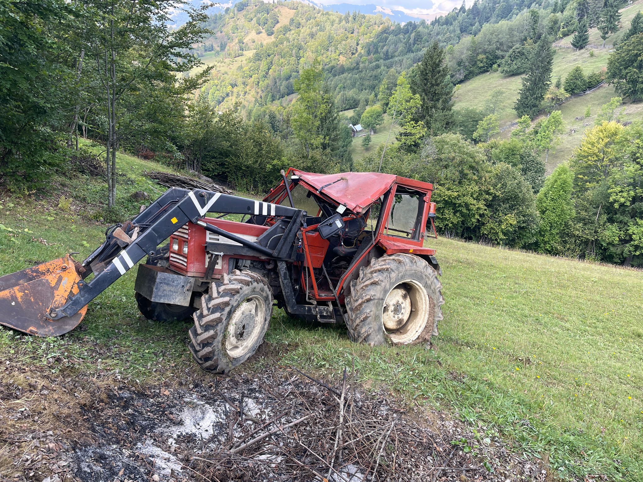 Tractoarele au mai făcut o victimă: un bărbat de 53 de ani a murit ...
